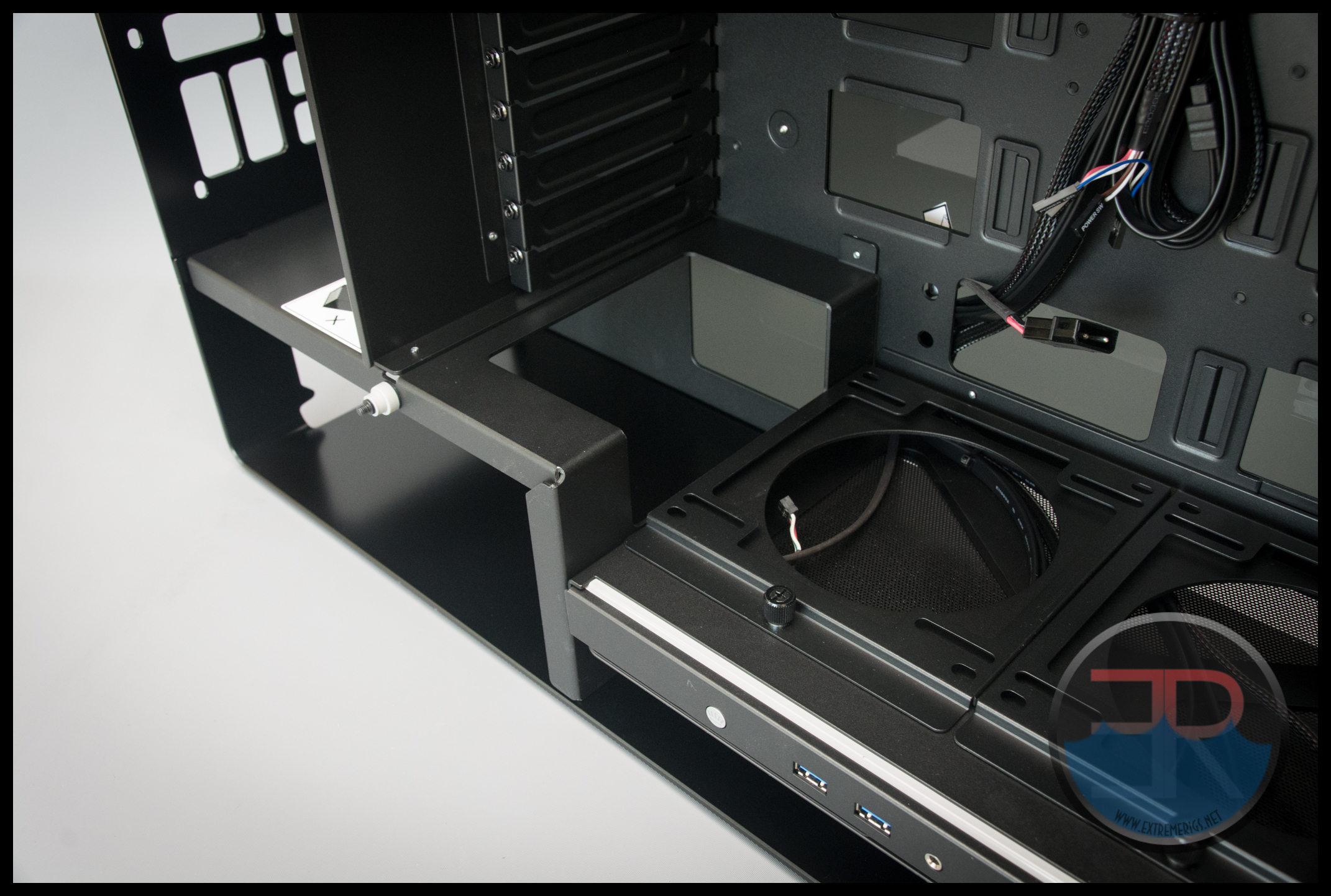 In Win 909 ATX Case Review - Page 2 of 4 - ExtremeRigs.net